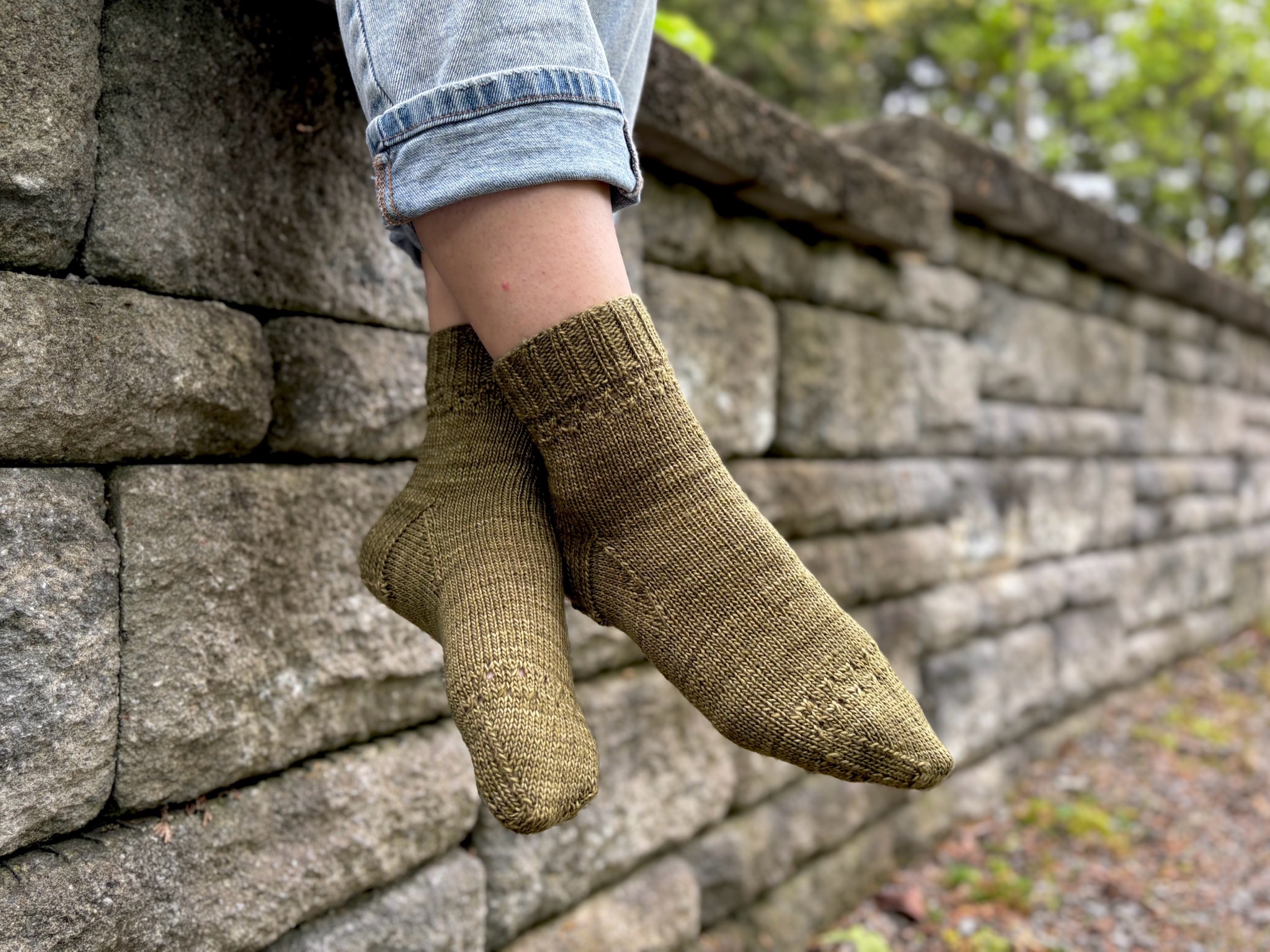 Sock Knitting Pattern: Buds & Blossoms — Classical Songbird Designs