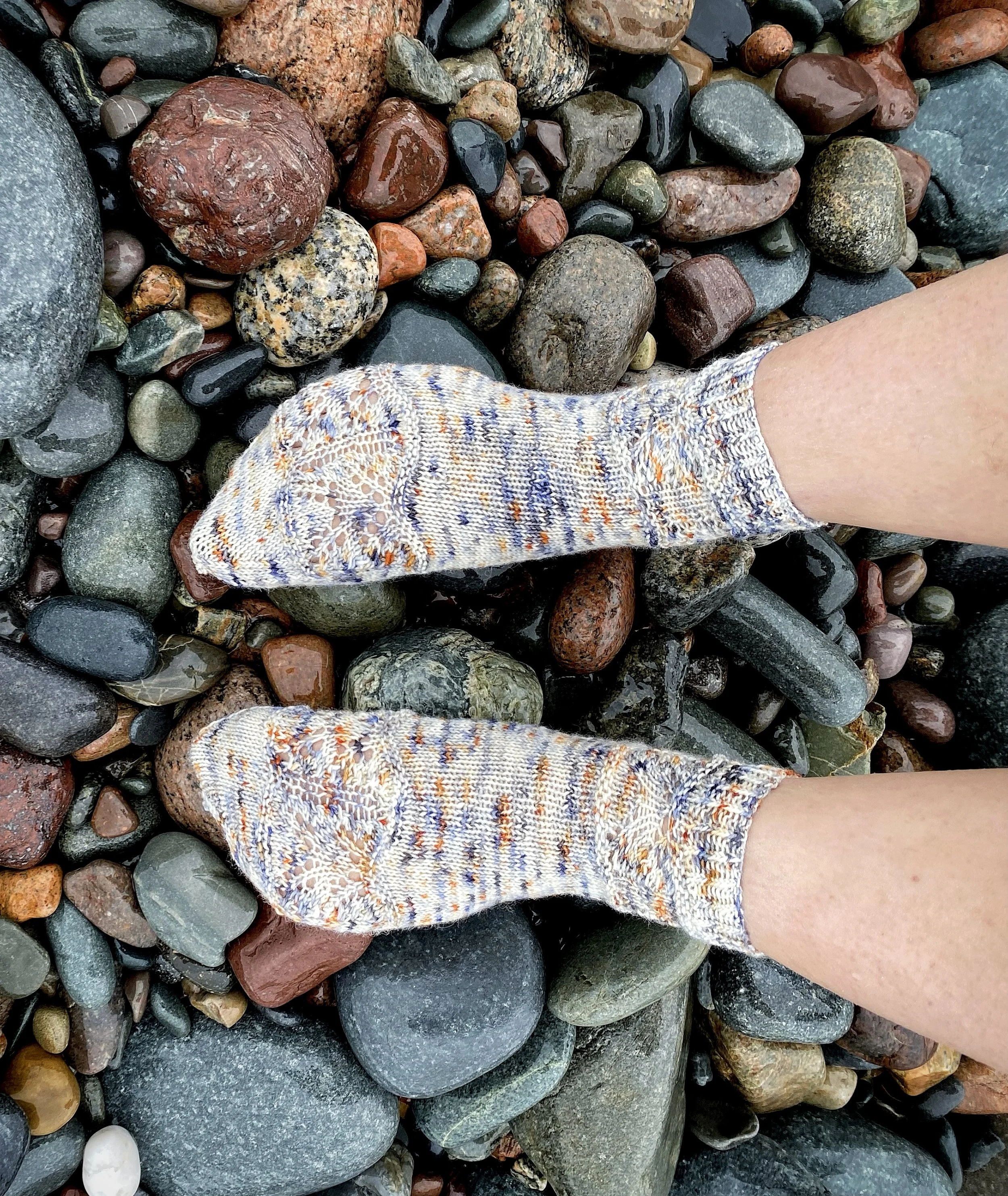 Sock Knitting Pattern: Tidepools — Classical Songbird Designs