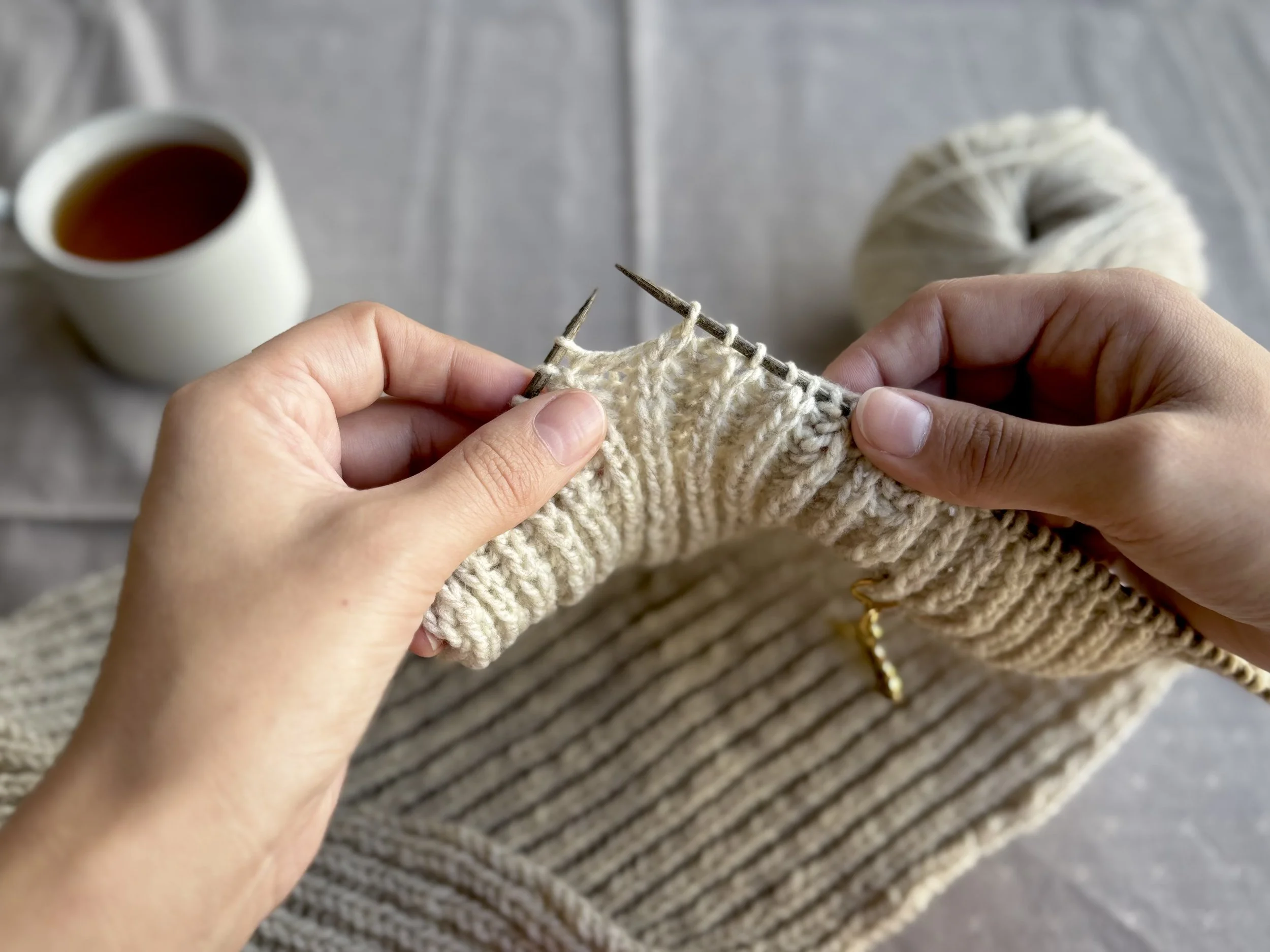 Knit Below: A Knitting Tutorial — Classical Songbird Designs