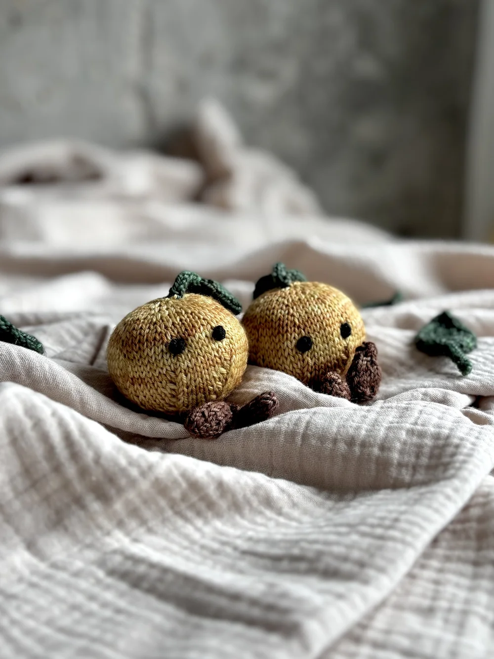 Free Knitting Pattern: Little Knit Clementines — Classical Songbird Designs