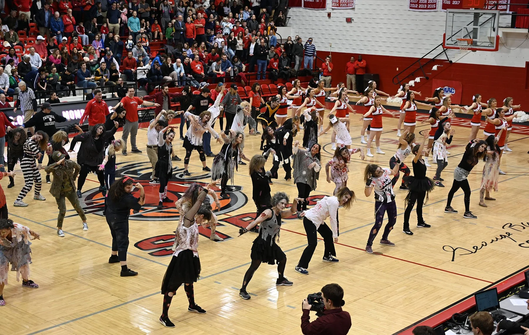 Supporters — Mombies