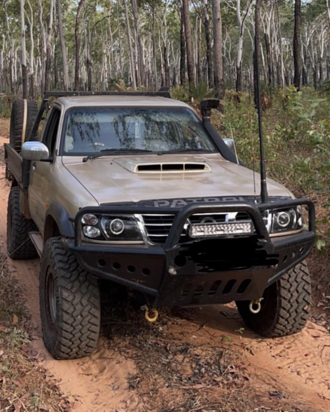 Nissan Patrol GU 1, 2, 3 Touring Bonnet Scoop — Fairline Fibreglass