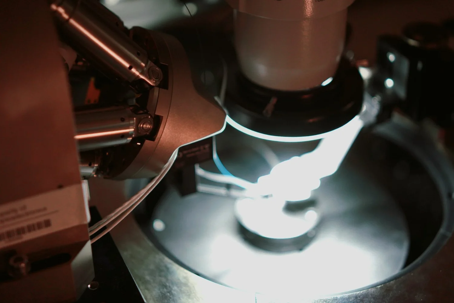 Alpine Optoelectronics