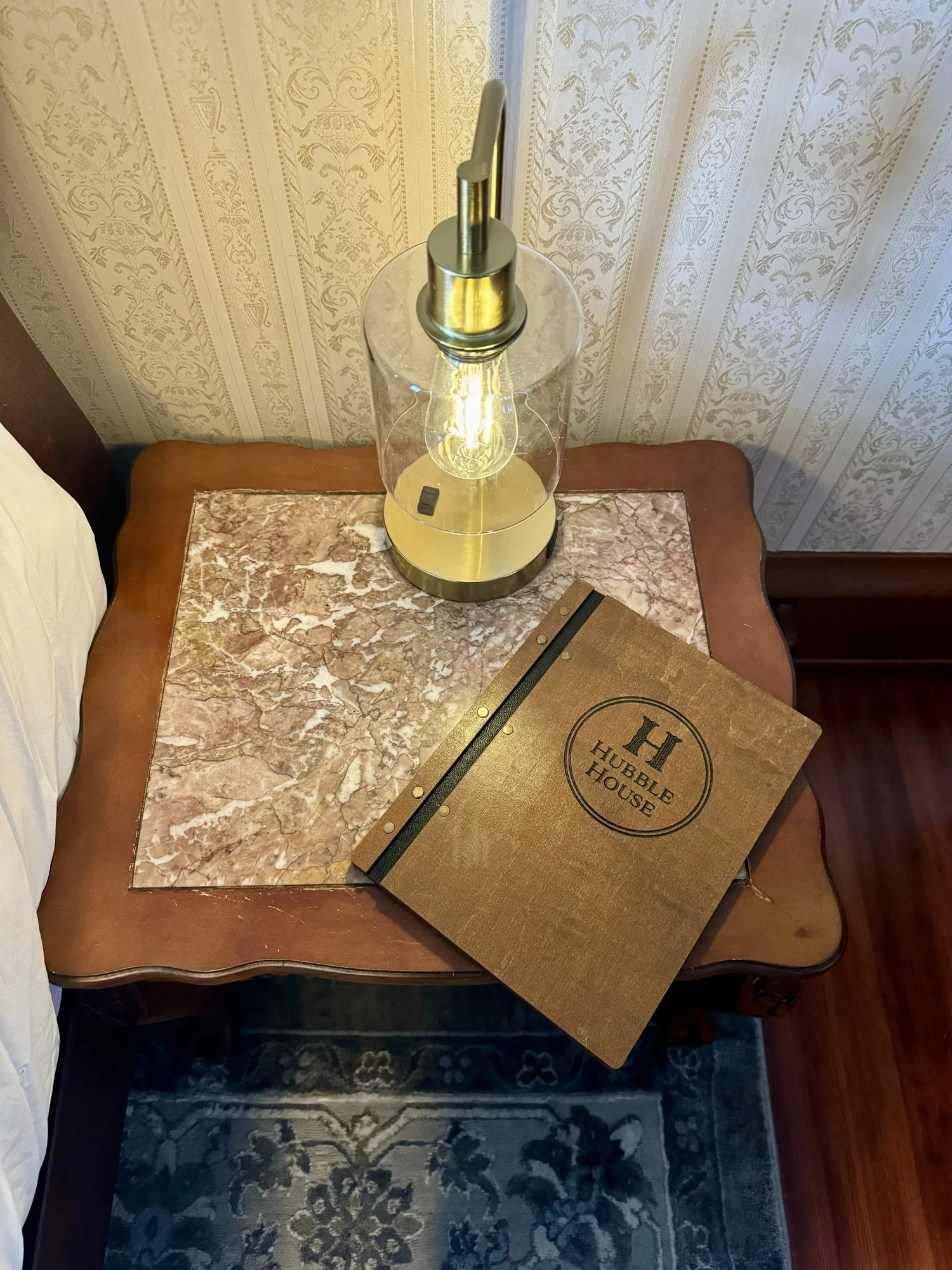 Rooms — Hubble House Inn