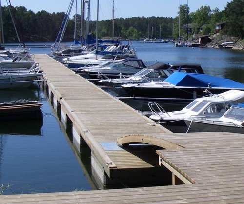 Flytbryggor | Timbobryggan - flytbryggor för alla behov