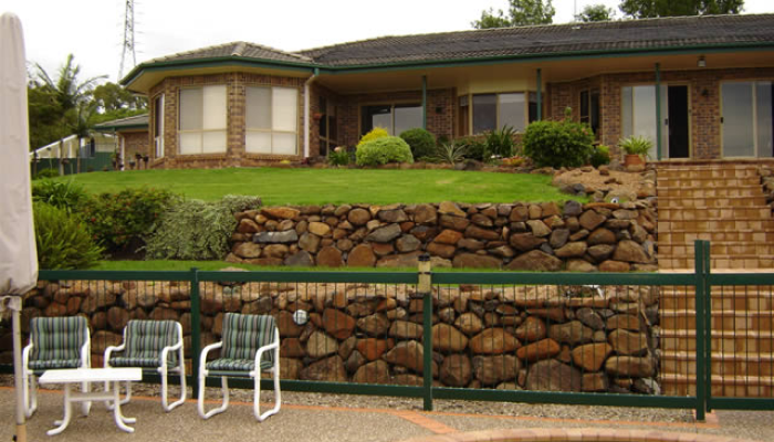 Durable Rock Retaining Walls for Albury Homes — Slide Living