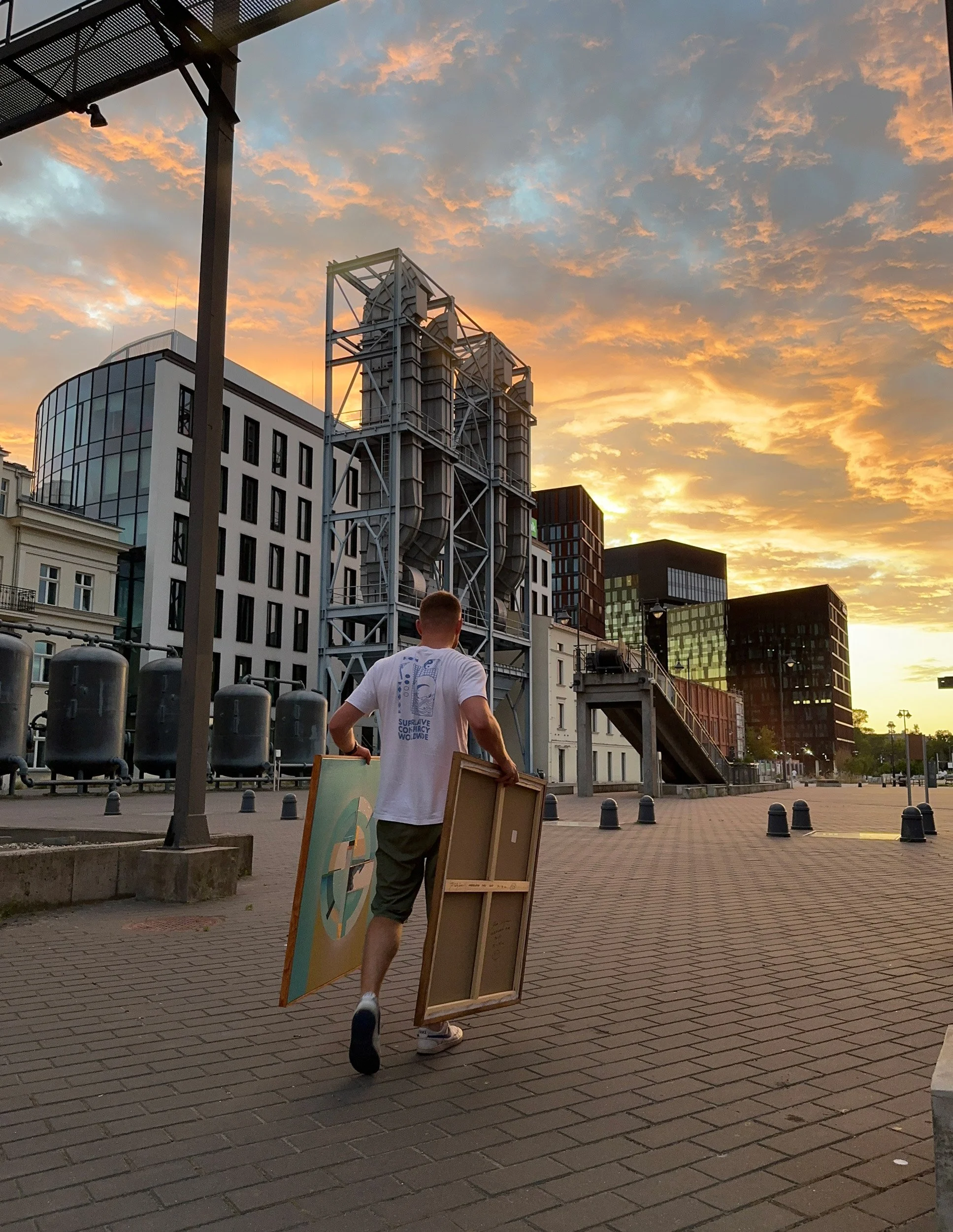 Abstrakcja geometryczna, biogram autora — Piotr Wojtecki