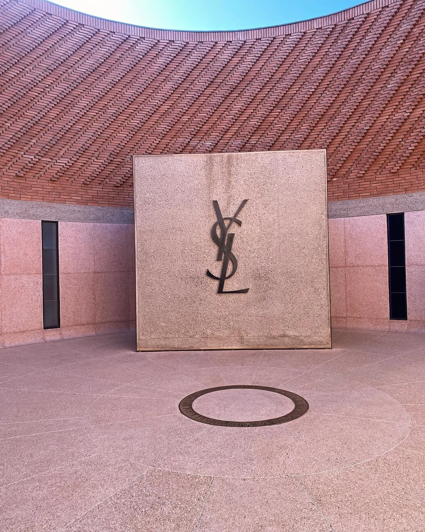 About Us — studioHuB architects