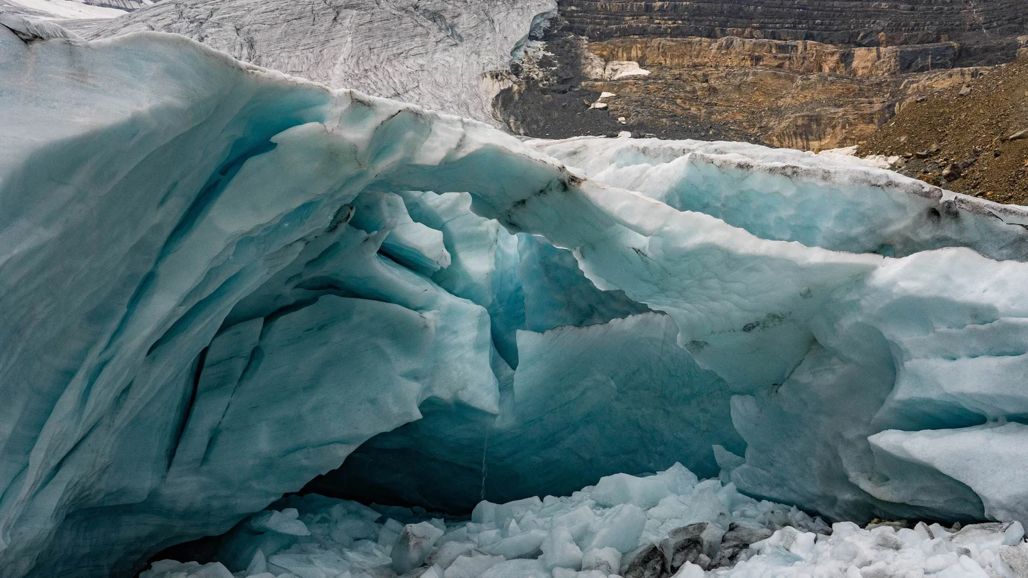 Glaciers in Canada — Canada IYGP