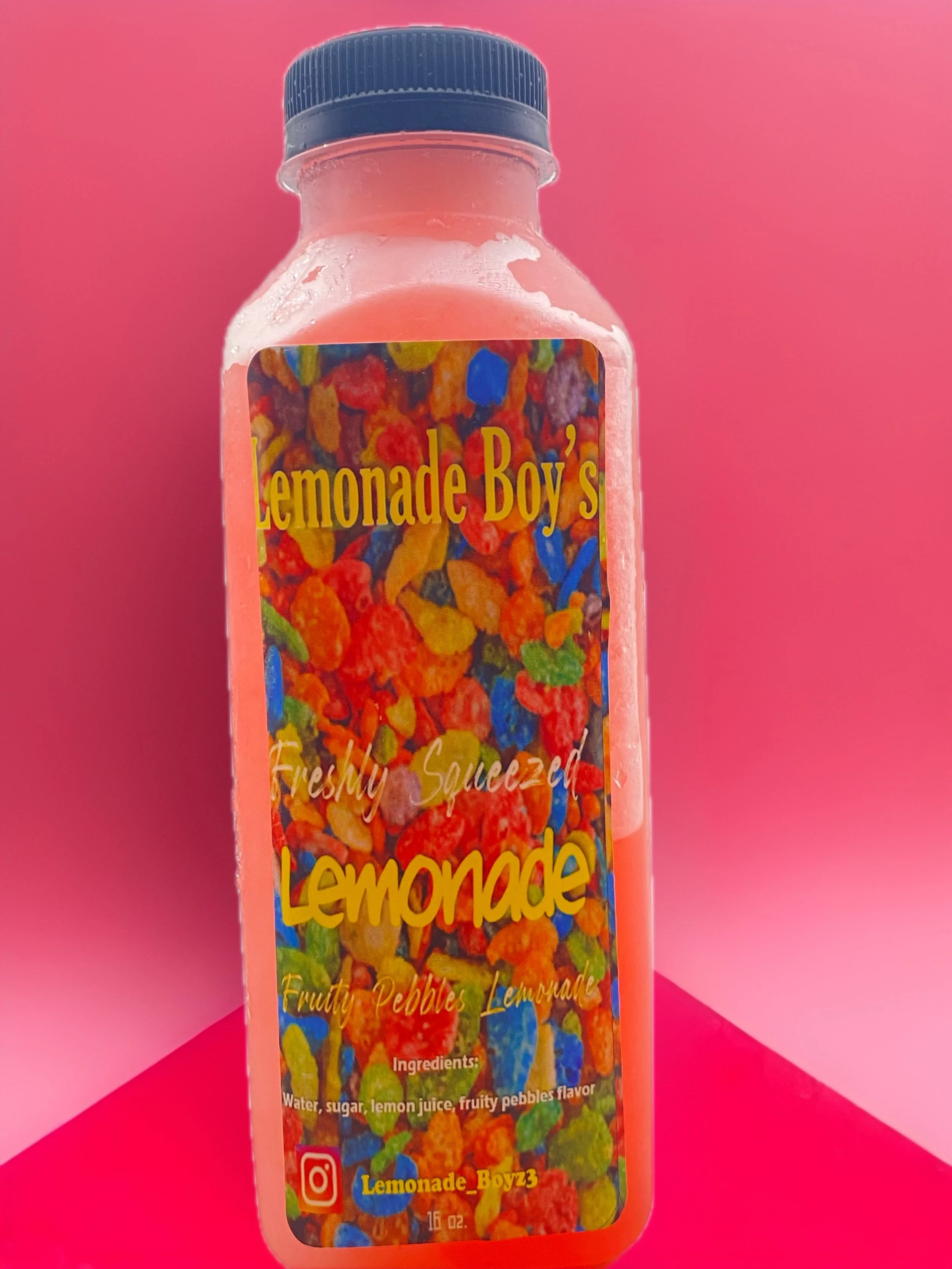 Organic fresh squeezed lemonade with sugar options available