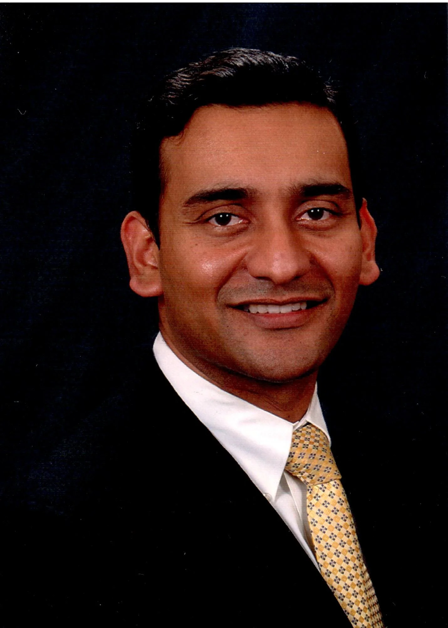 About Dr. Ednan Ahmed — Southern California Retina Center
