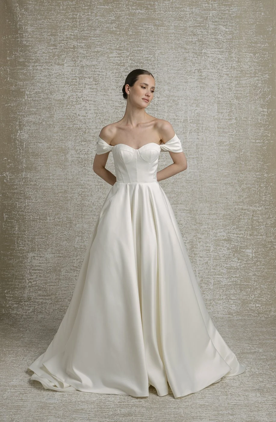 2025 Collection — Lis Simon