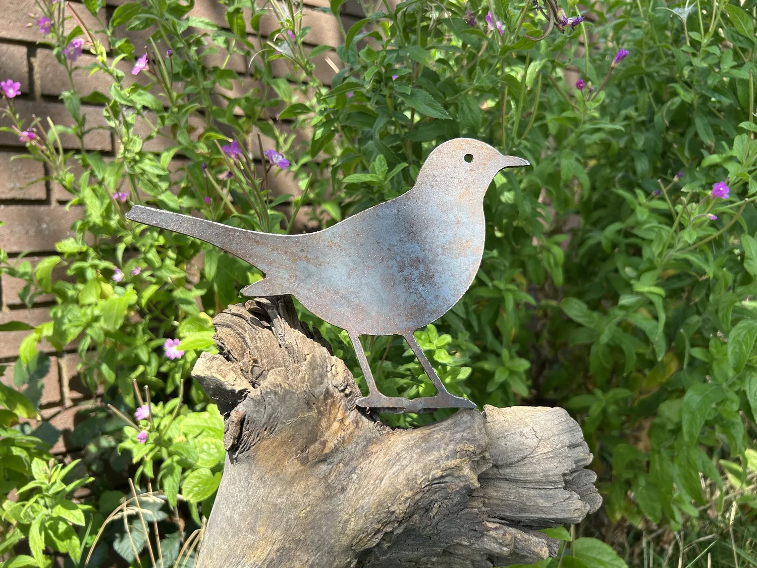 Metal Birds Post Toppers Garden Art — MetalGardenArt.co.uk