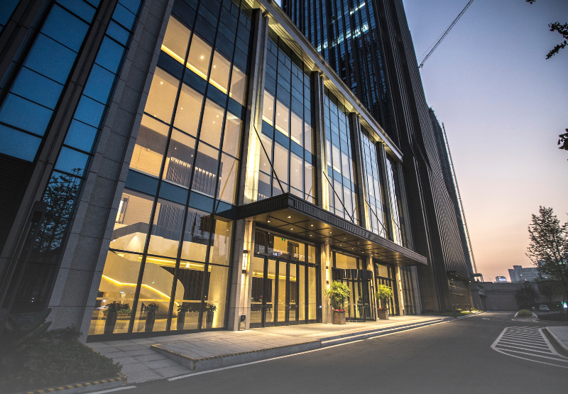 Commercial Landscape Lighting in Ontario | Custom Solutions | Apex