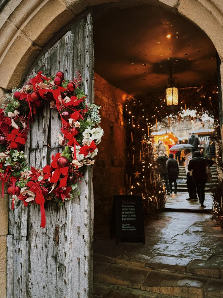 Haddon Hall’s Mercatum: A Christmas Market in a Fairytale Setting ...