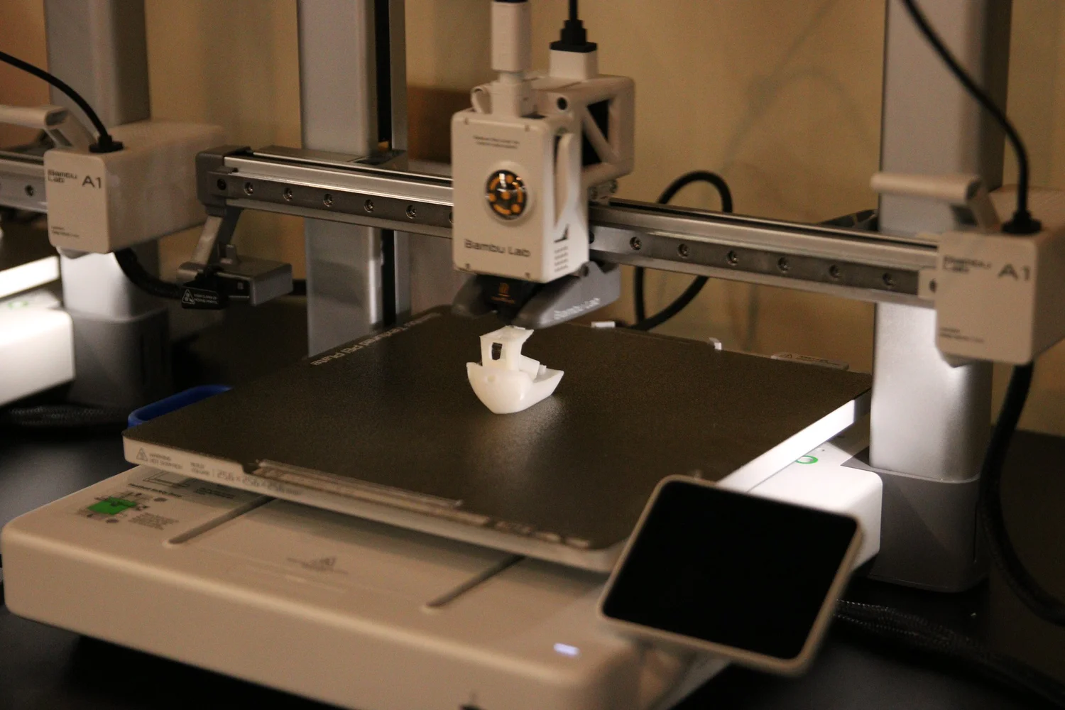 Contact — Itkan Institute of Technology