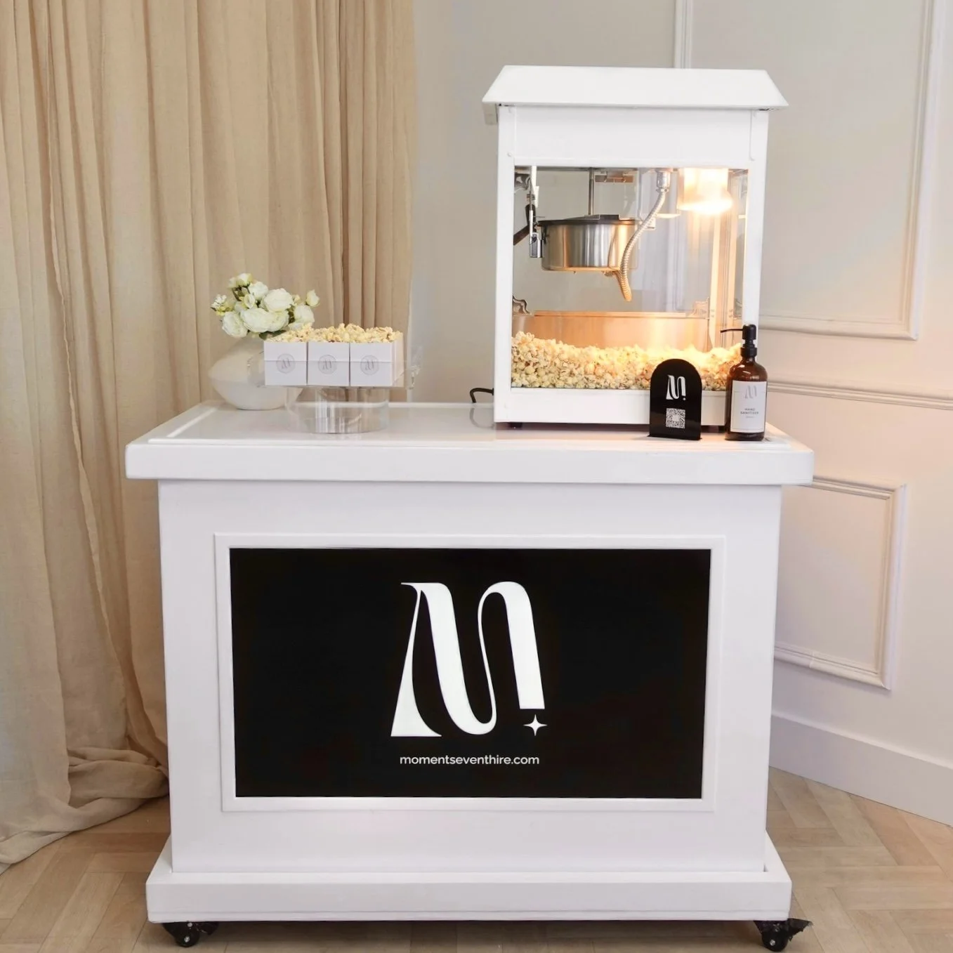 London Based Custom Popcorn Carts & Personalised Branding: Wow Your ...
