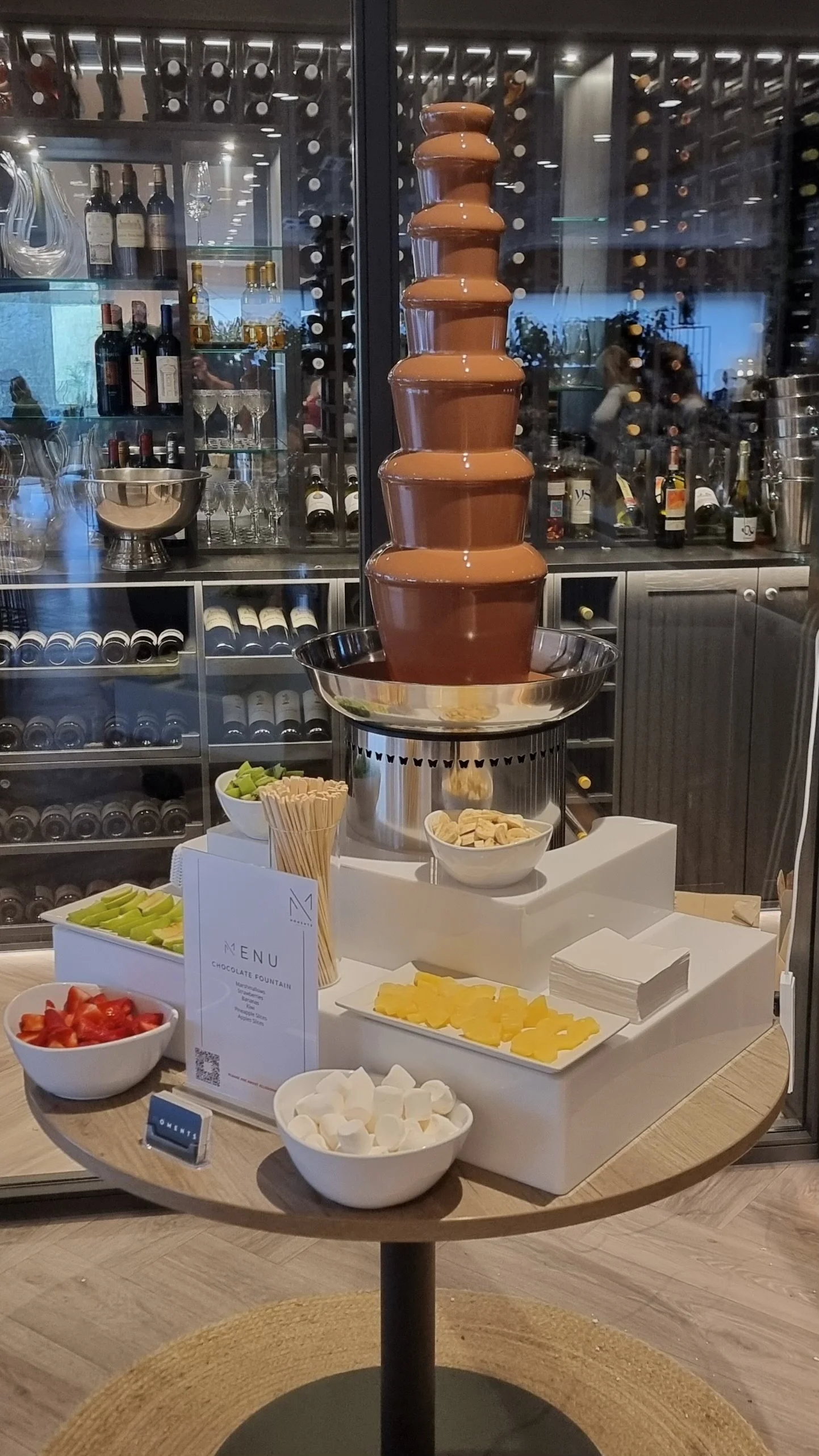 Luxurious Chocolate Fountain: Indulge in a Cascading River of ...