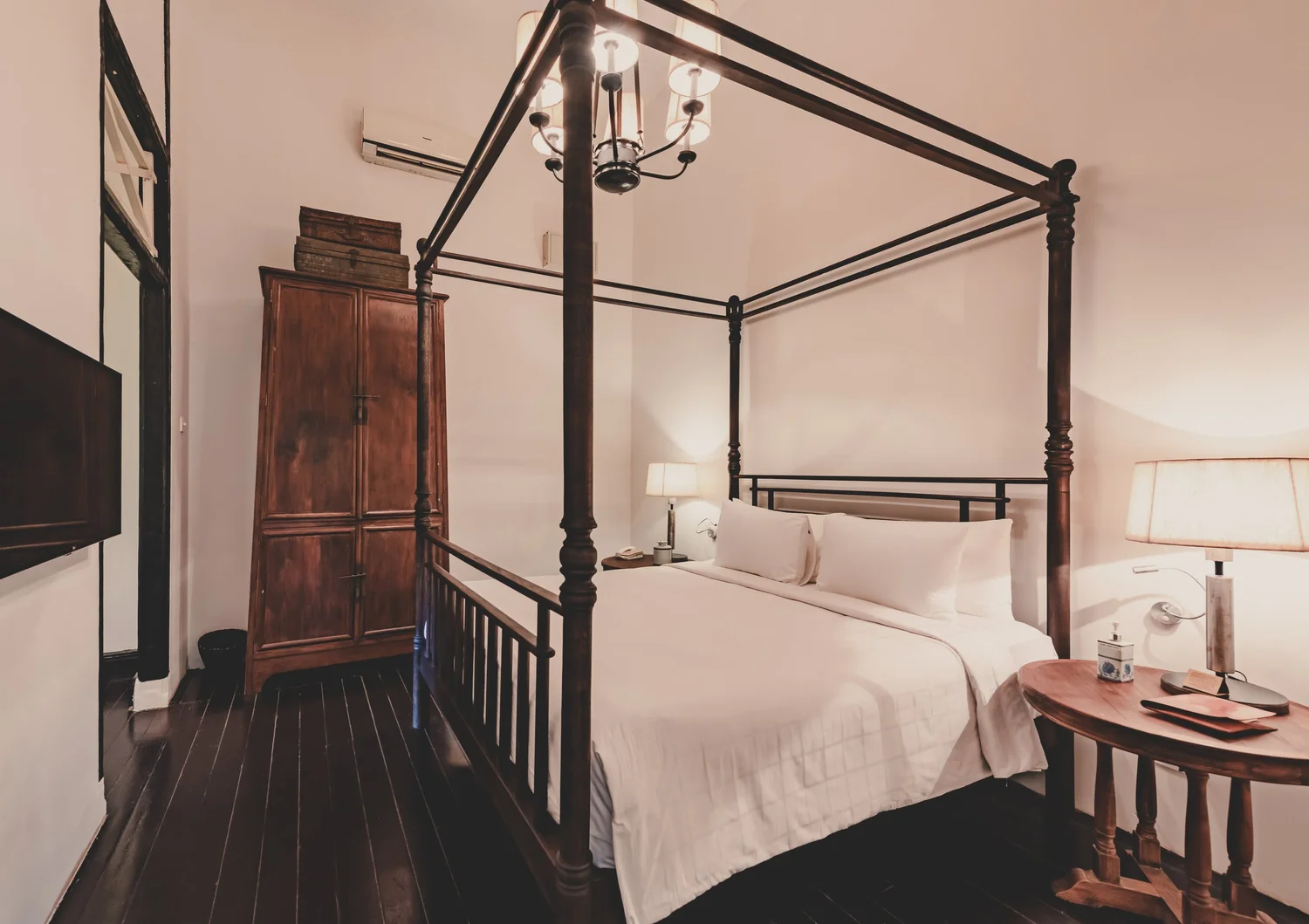 dwell — Labrador Villa