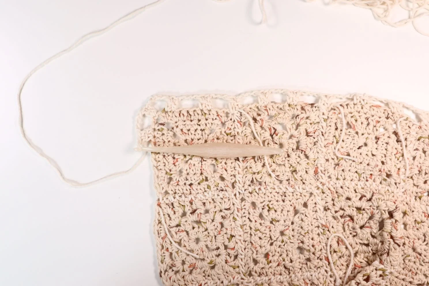 Alternating Granny Square Crochet Blanket — Made on Mill