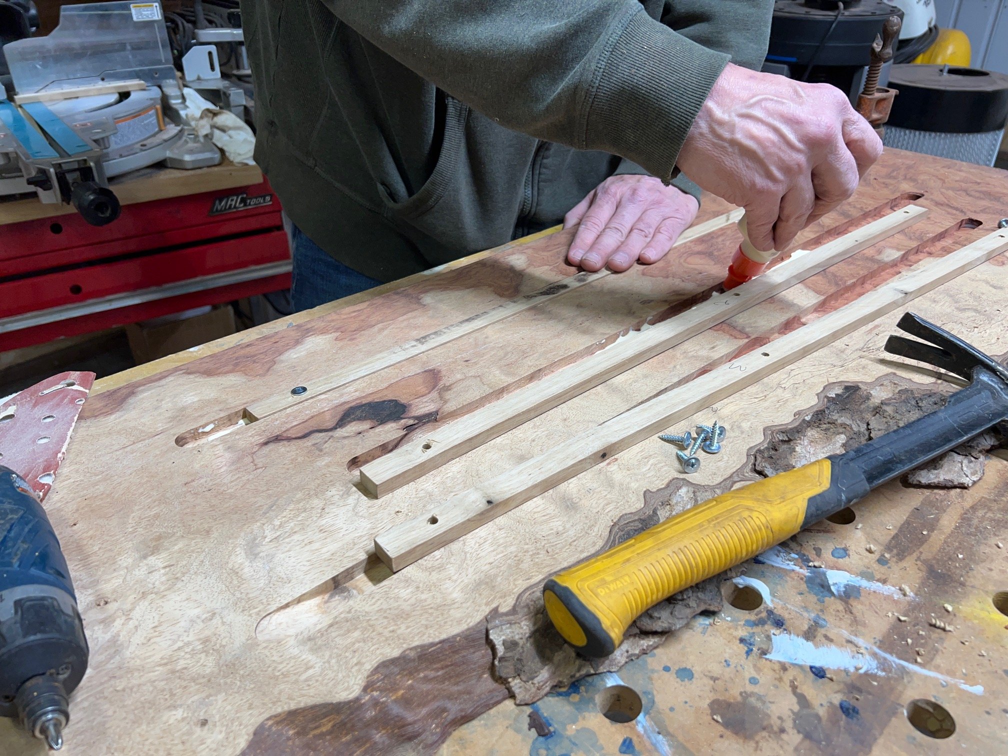 Groovin’ to a Flat Table Top — Rob Johnstone Woodworker