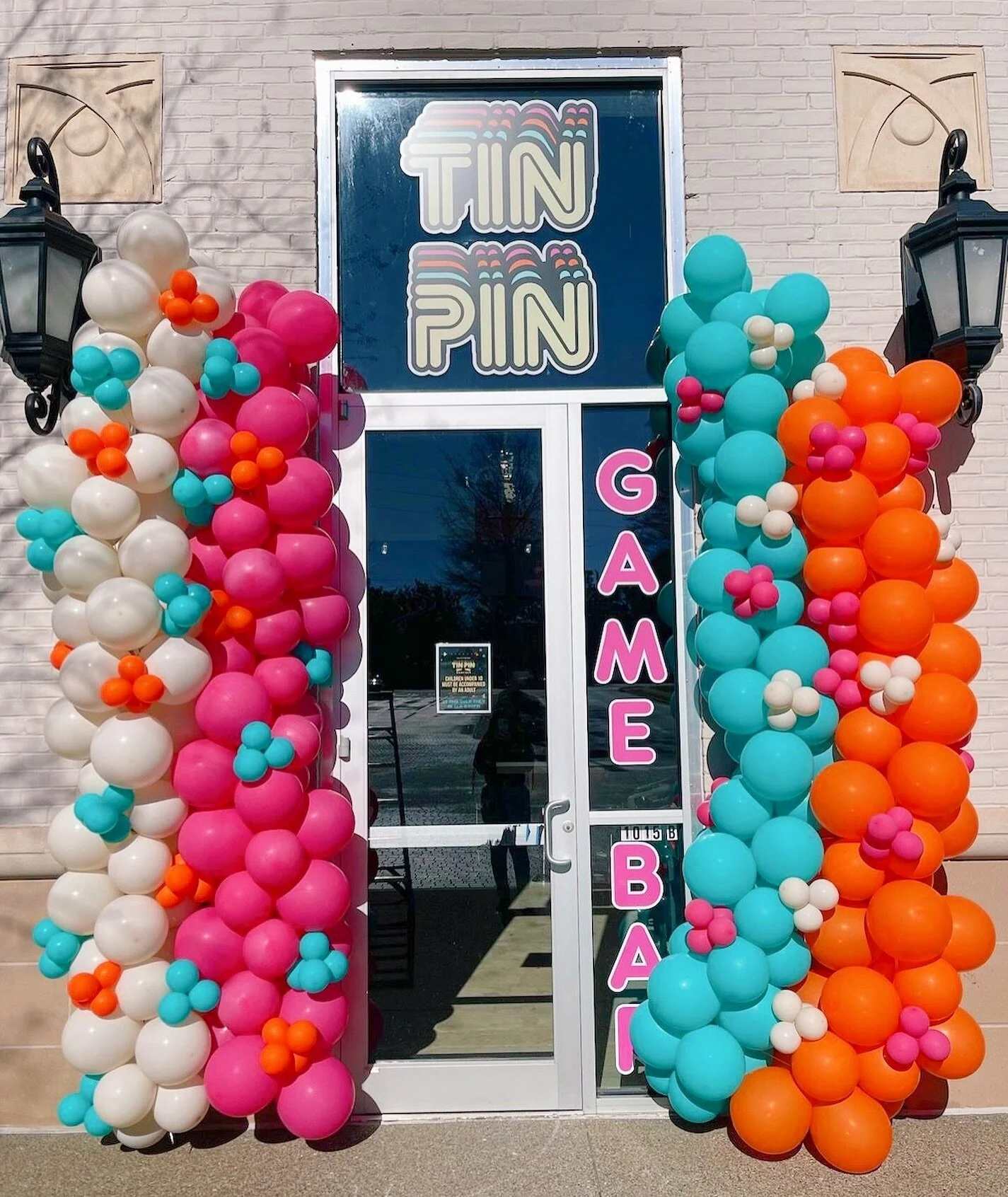 Tin Pin Game Bar