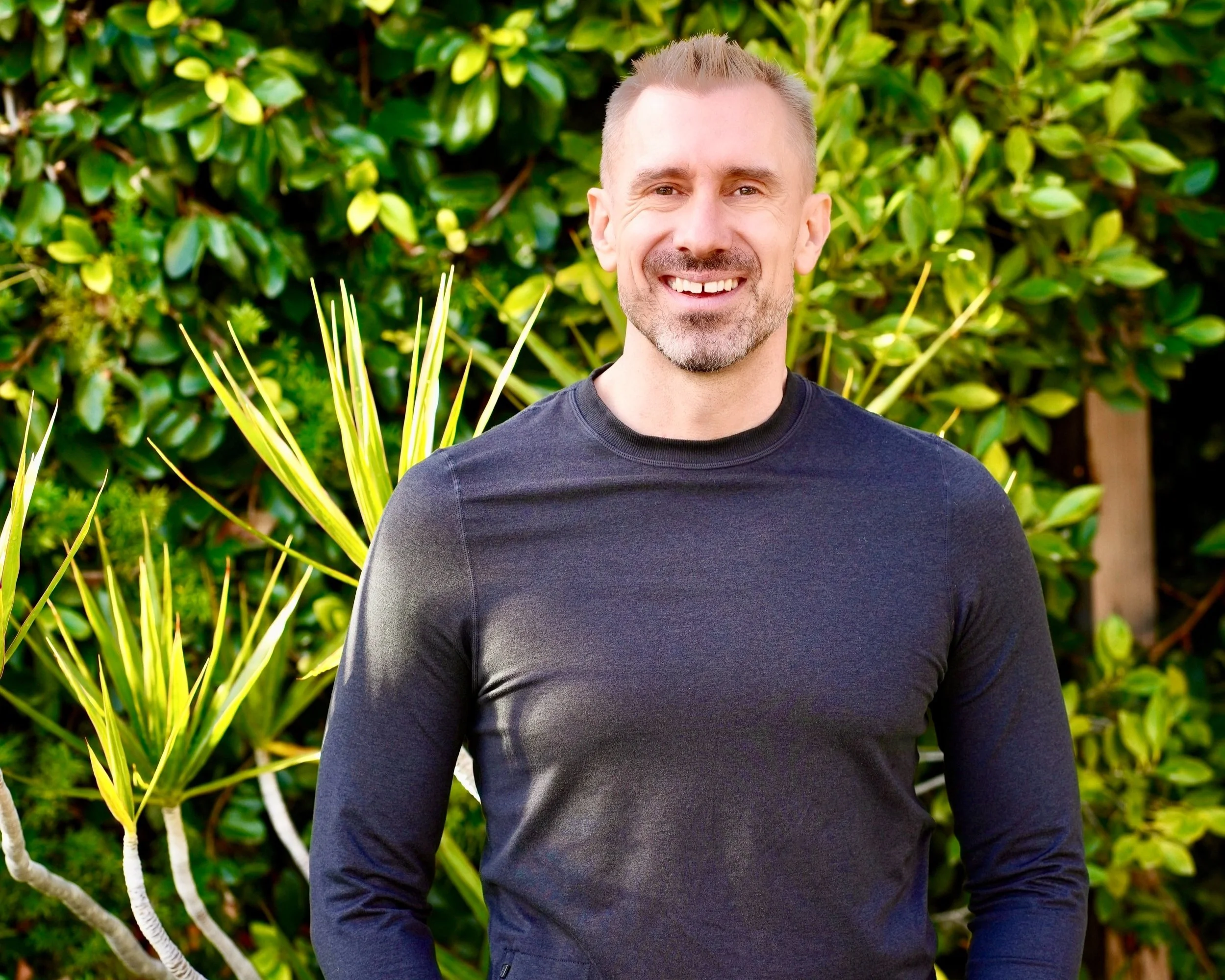Meet Lee | Elevate Leadership Skills — Get Started Today — Lee Povey ...