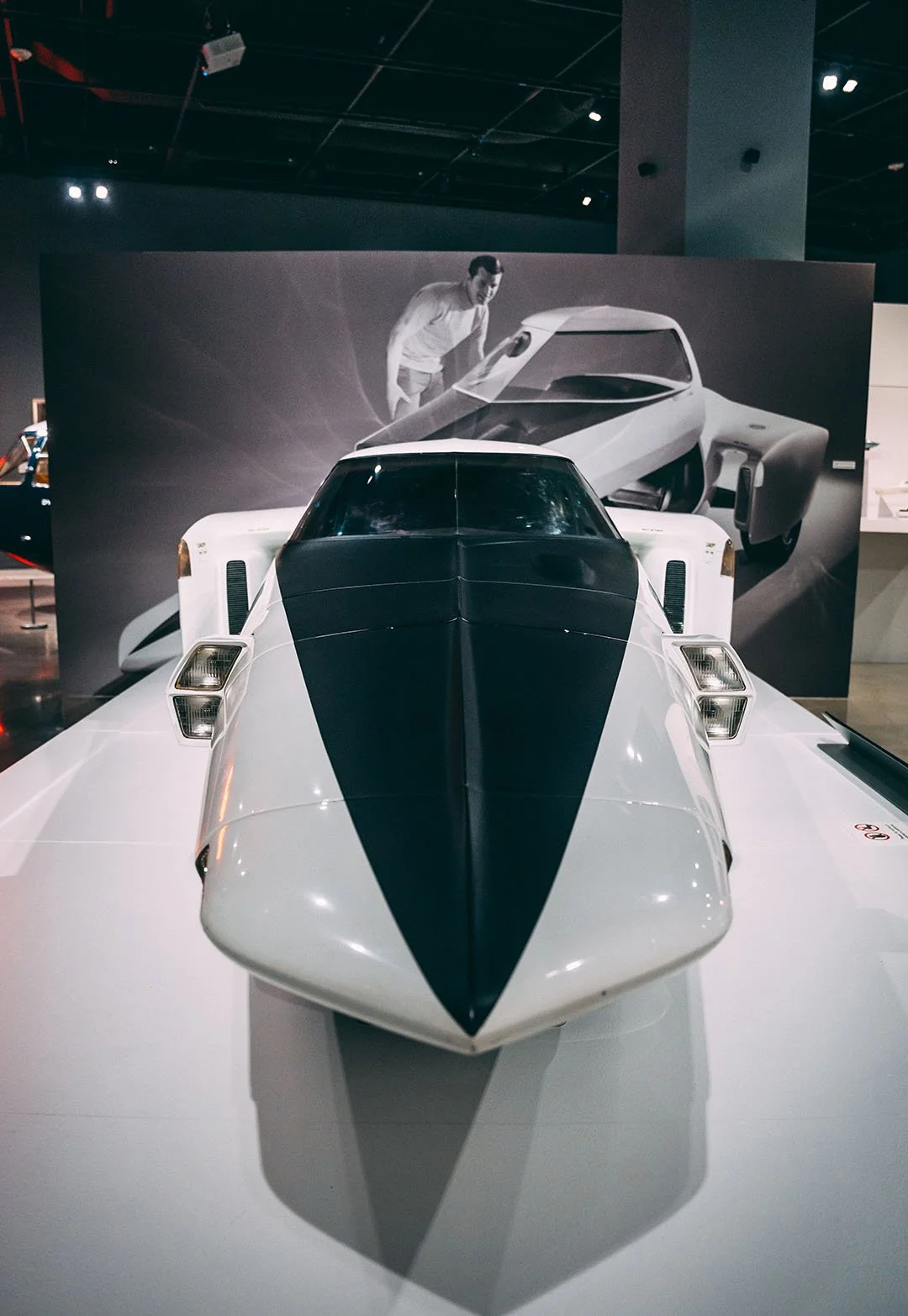 Eyes on the Road: Art of the Automotive Landscape | Exhibit — Petersen ...