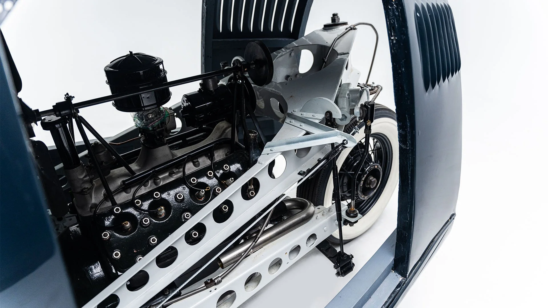 The Dymaxion: An Exercise in Futuristic Design — Petersen Automotive Museum