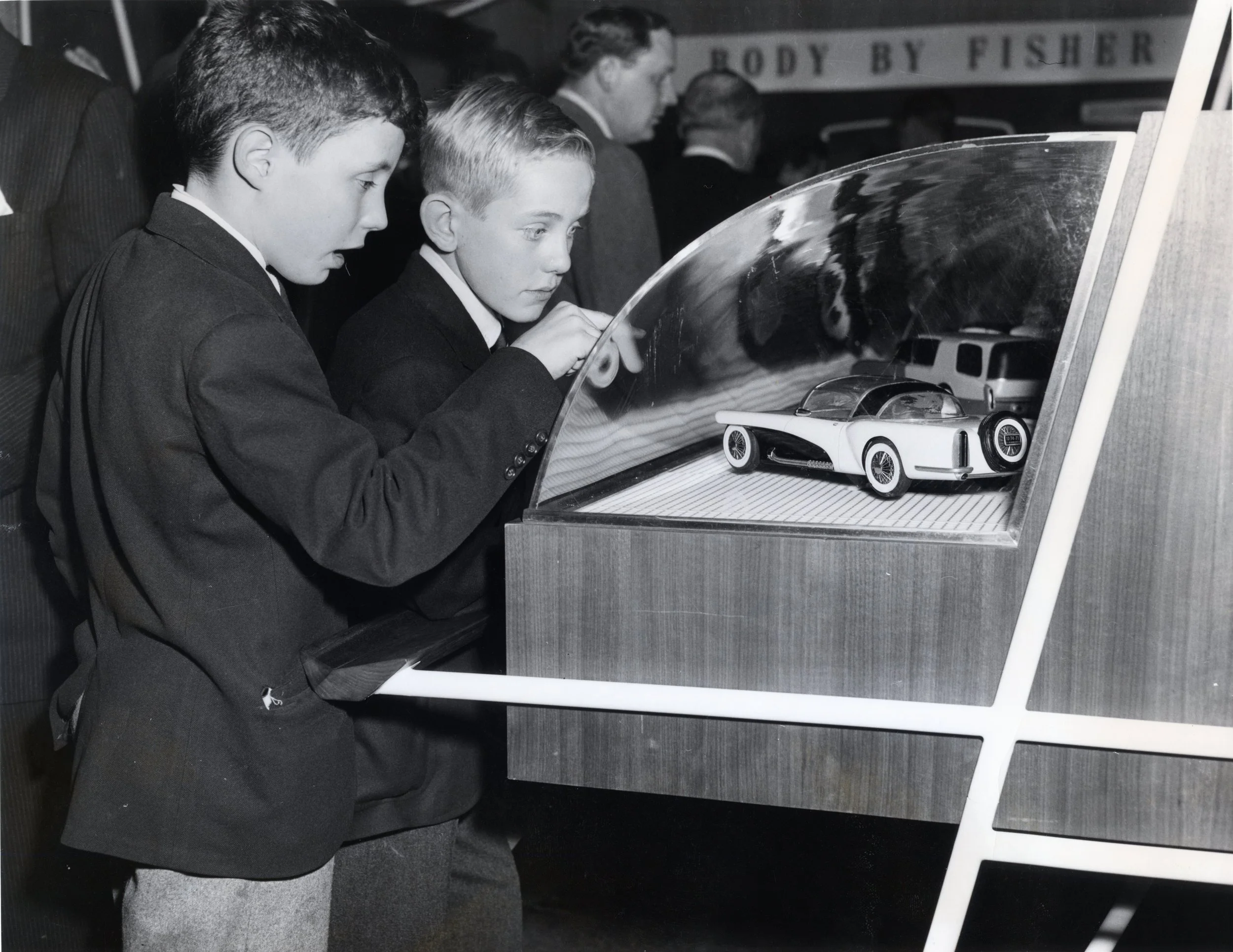 GM's Marvelous Motorama: Joe Bortz Collection | Exhibit — Petersen ...
