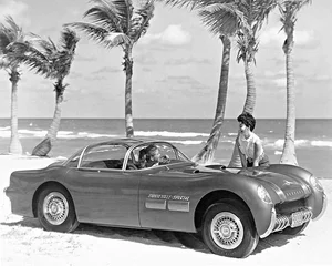 GM's Marvelous Motorama: Joe Bortz Collection | Exhibit — Petersen ...