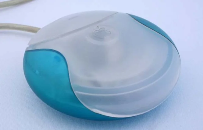Apple PUCK MOUSE — Museum of Failure