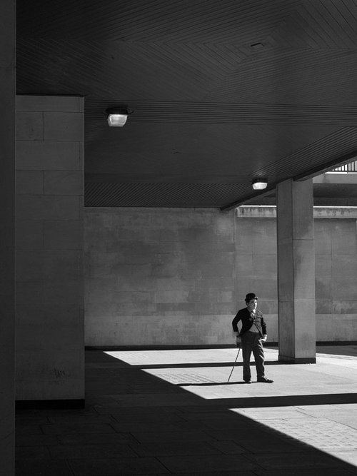 Urbanites — RUPERT VANDERVELL