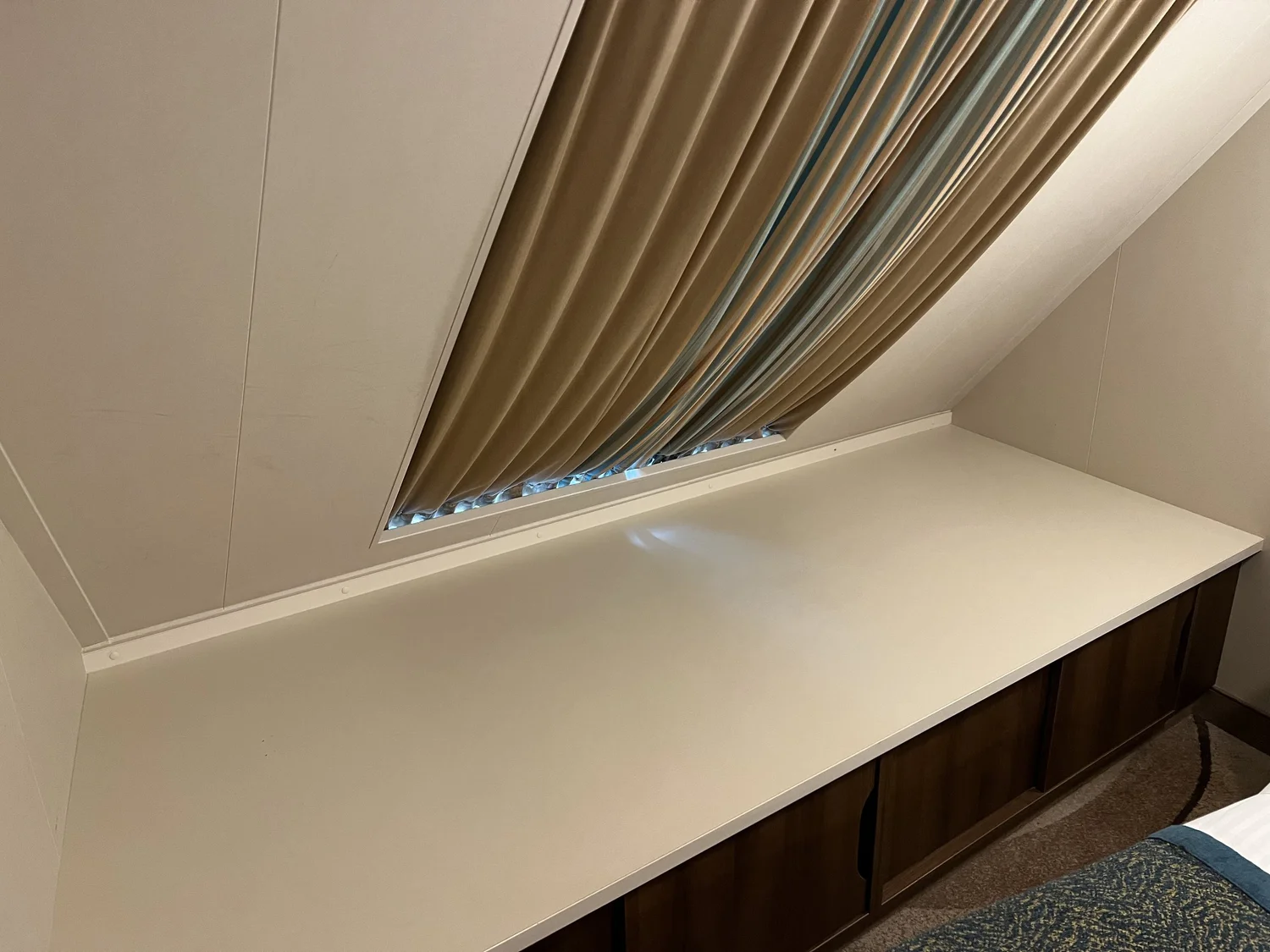 Norwegian Escape - ‘Oceanview with Picture Window’ Stateroom: My Tour ...