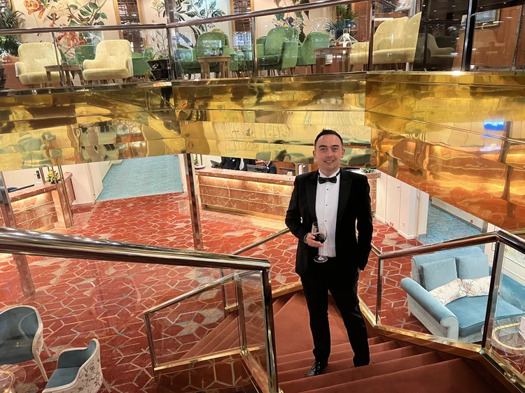 Here’s EVERY VENUE Onboard Balmoral, the Cruise Ship from Fred. Olsen ...