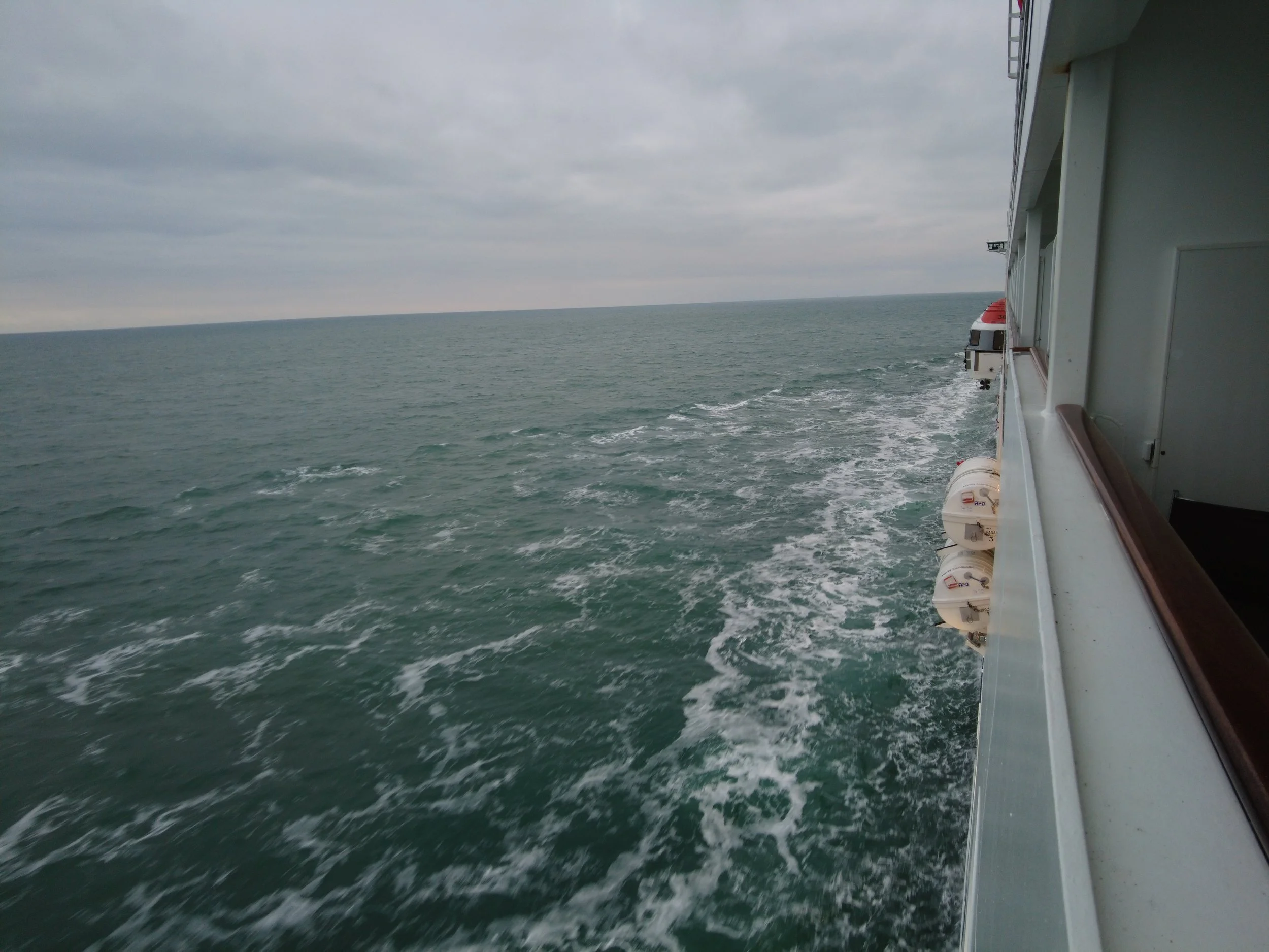 Feeling Seasick on a Cruise: How to Help and Prevent Seasickness ...