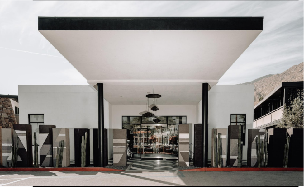 GALLERY — V Palm Springs