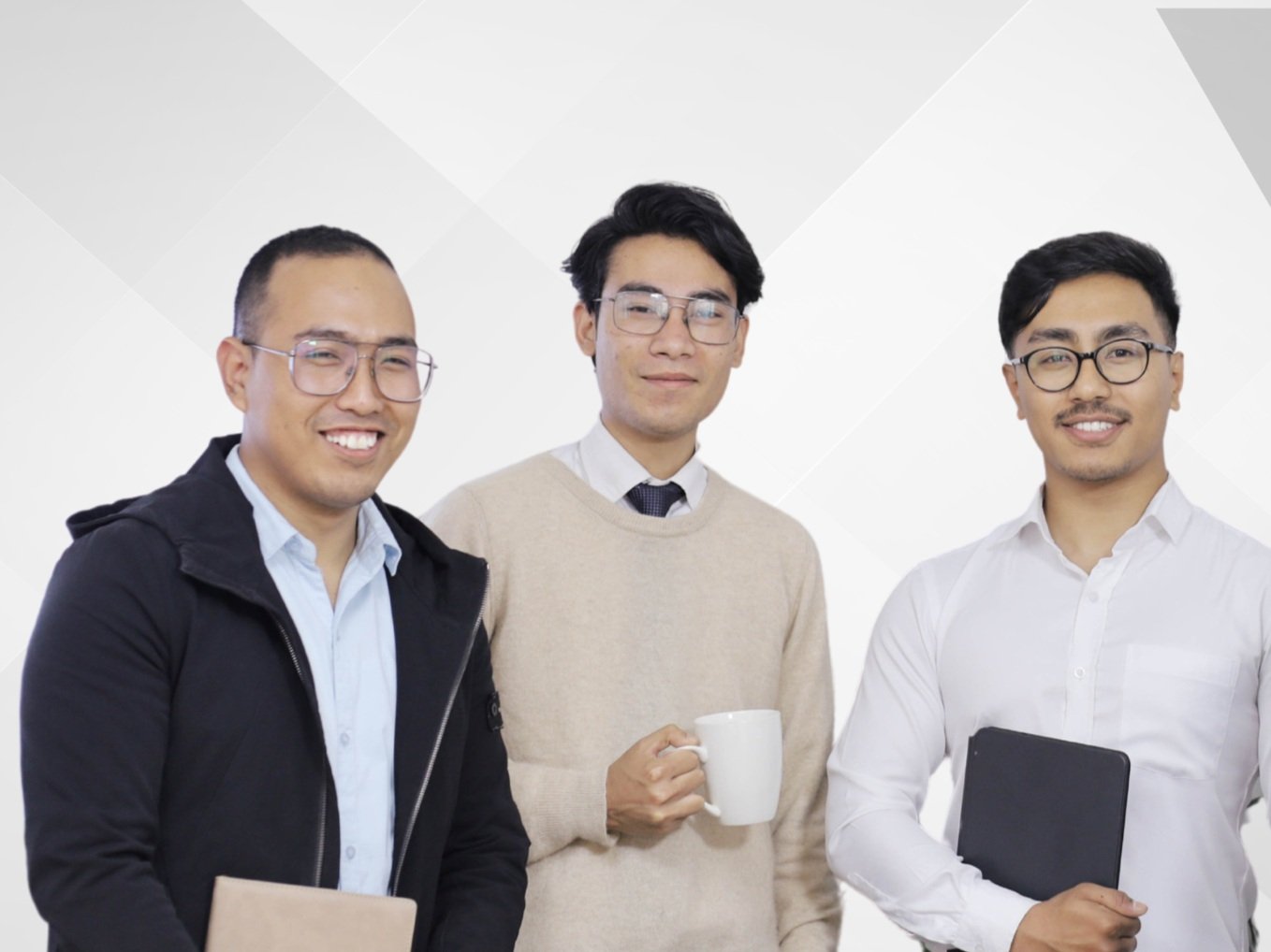 Universal Outsourcing - Outsource Mortgage Processing and Back Office Support