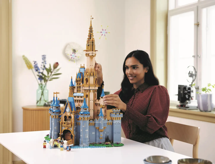 Unwrapping the Magic: The Ultimate Disney Lover Gift Guide — Viri Good ...