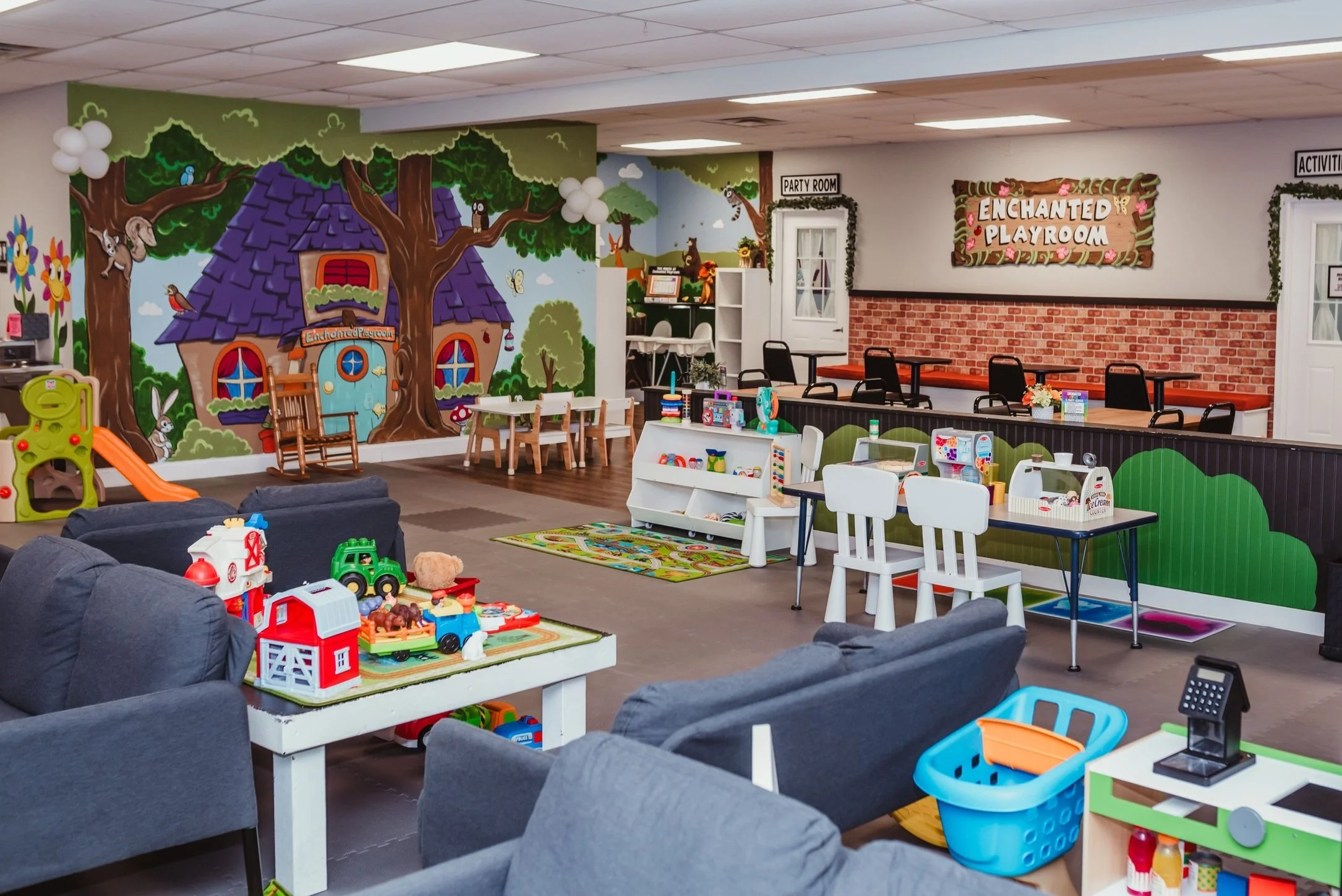 PHOTOS — Enchanted Playroom