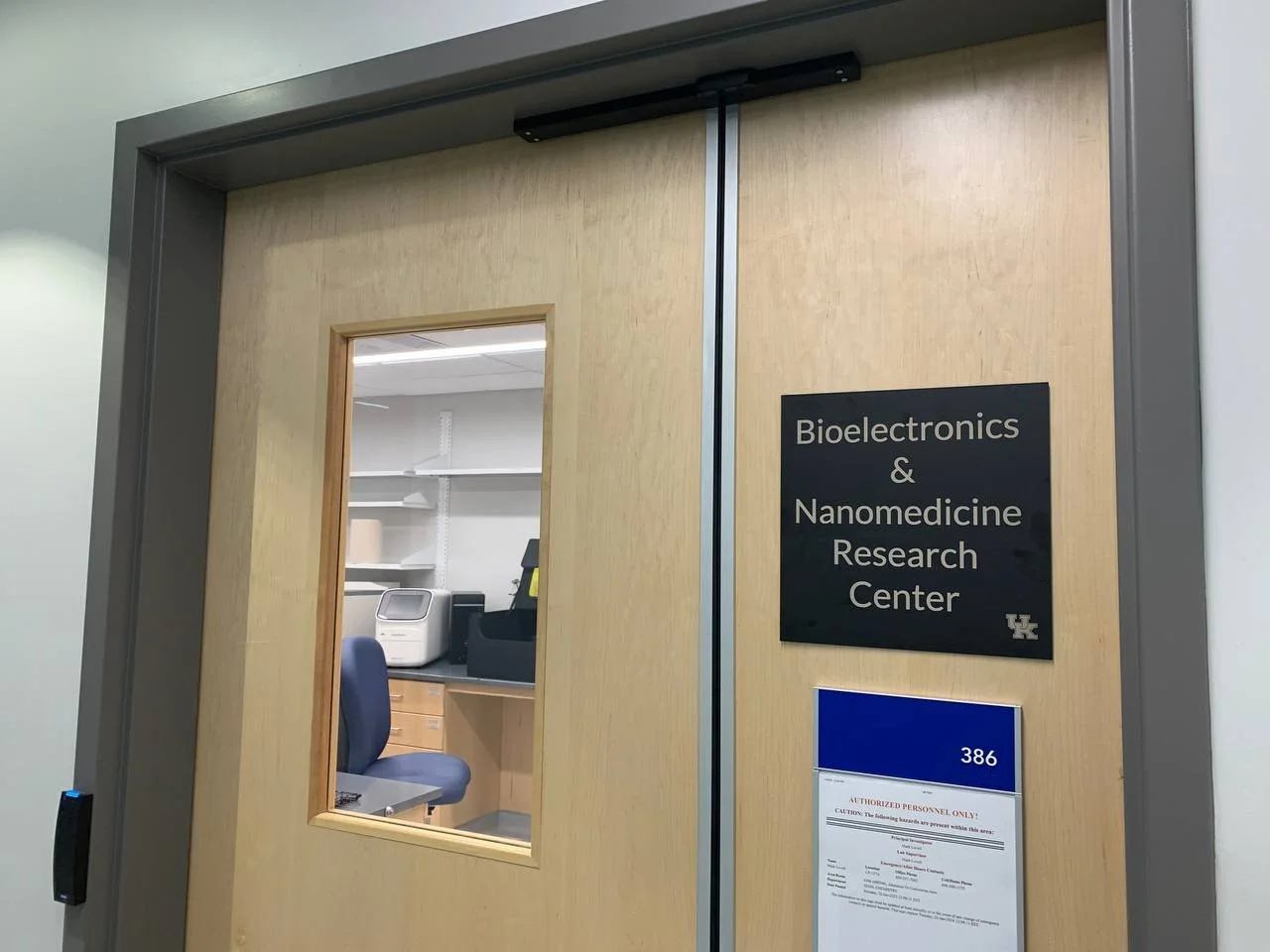 University of Kentucky Bioelectronics and Nanomedicine Research Center