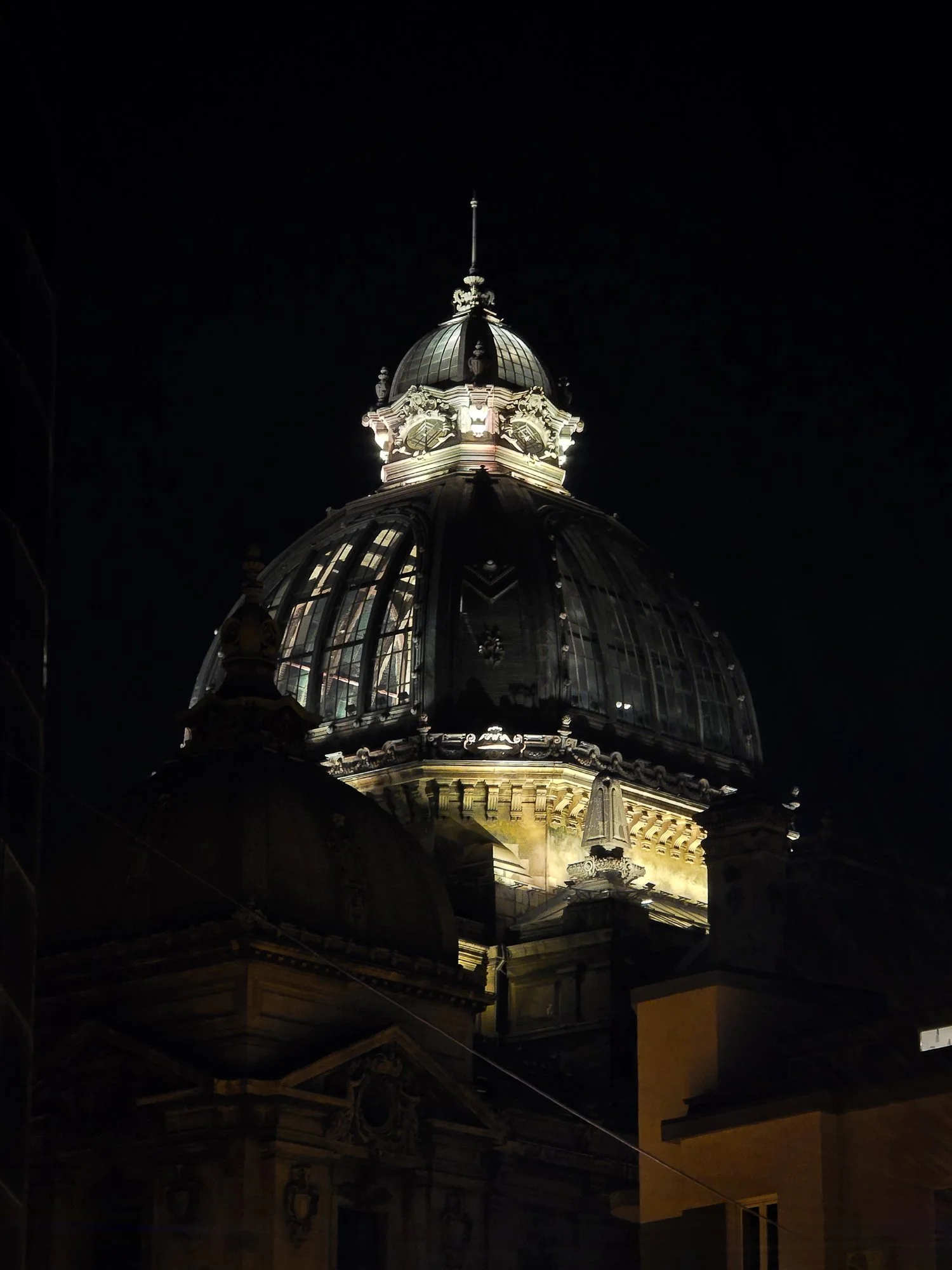 Low light photography with Galaxy S24 Ultra — Gabriel Tudor Photography