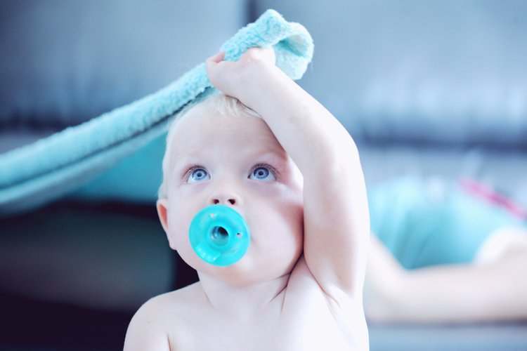 5 Best Binkies for Breastfed Babies — Because Moms Need Breaks Too