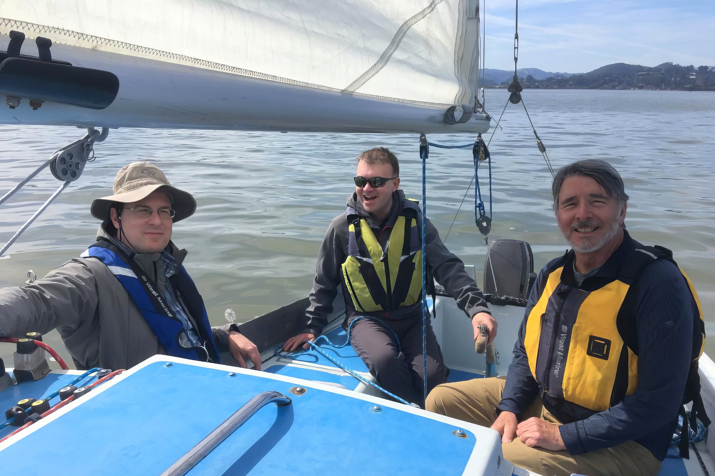 About 1 — Sailing Education Adventures