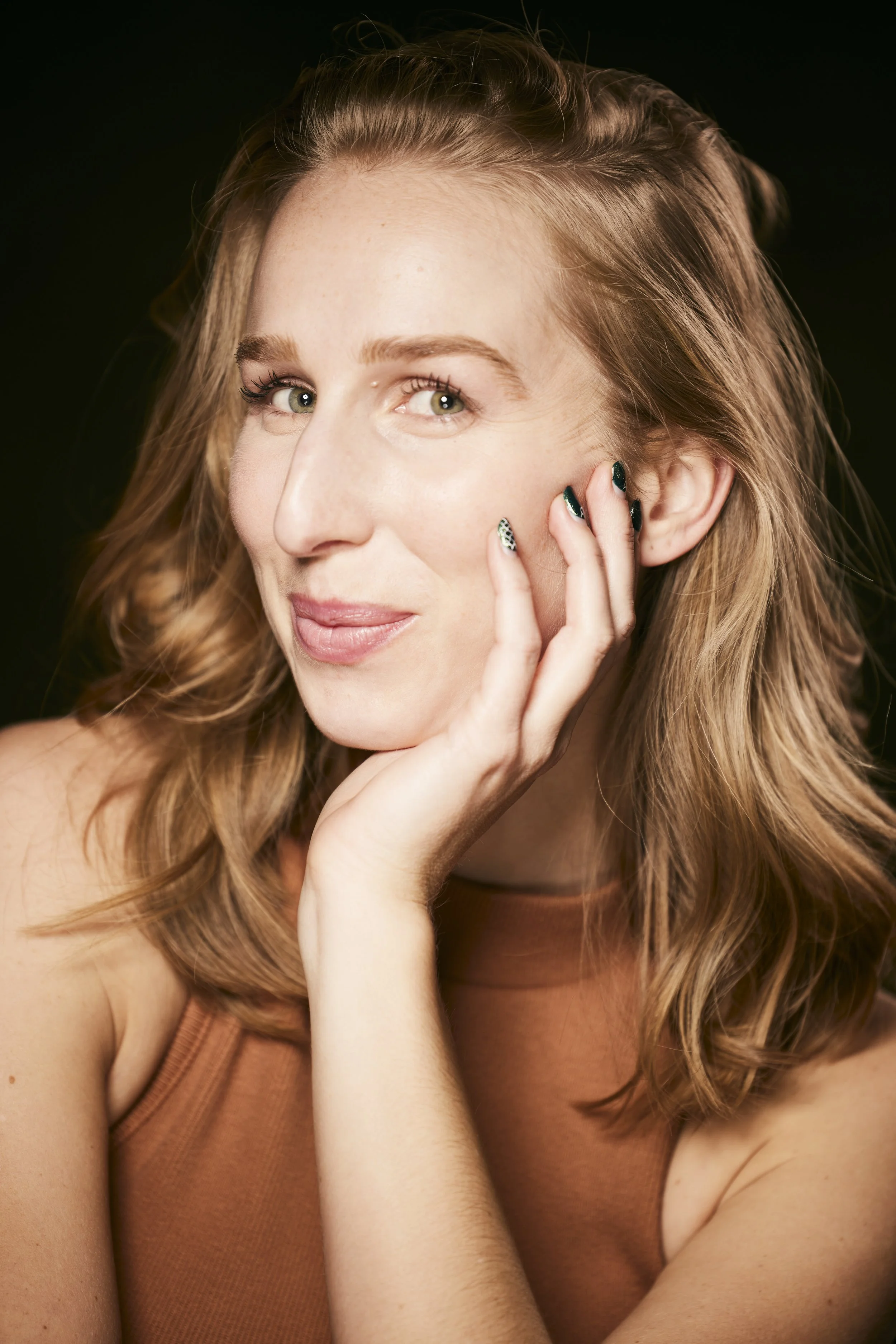 Maggie Robertson — L.A. Comic Con