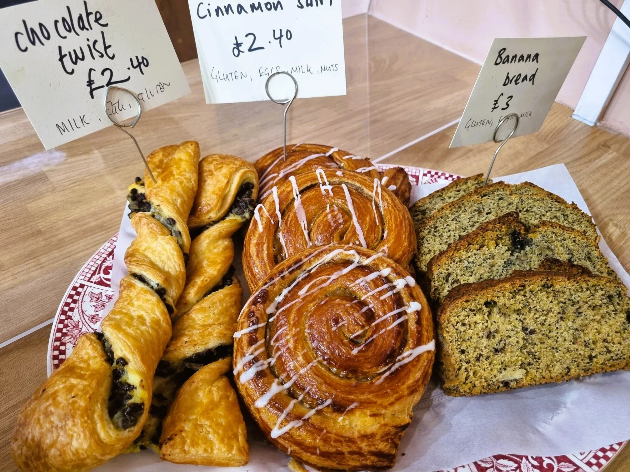Robin's Nest Coffee Shop