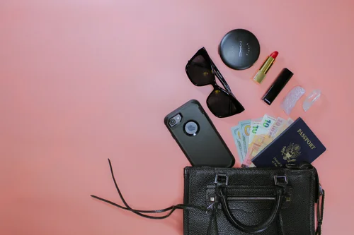 Keeping Money, Credit Cards and Passports Safe While Travelling — The ...