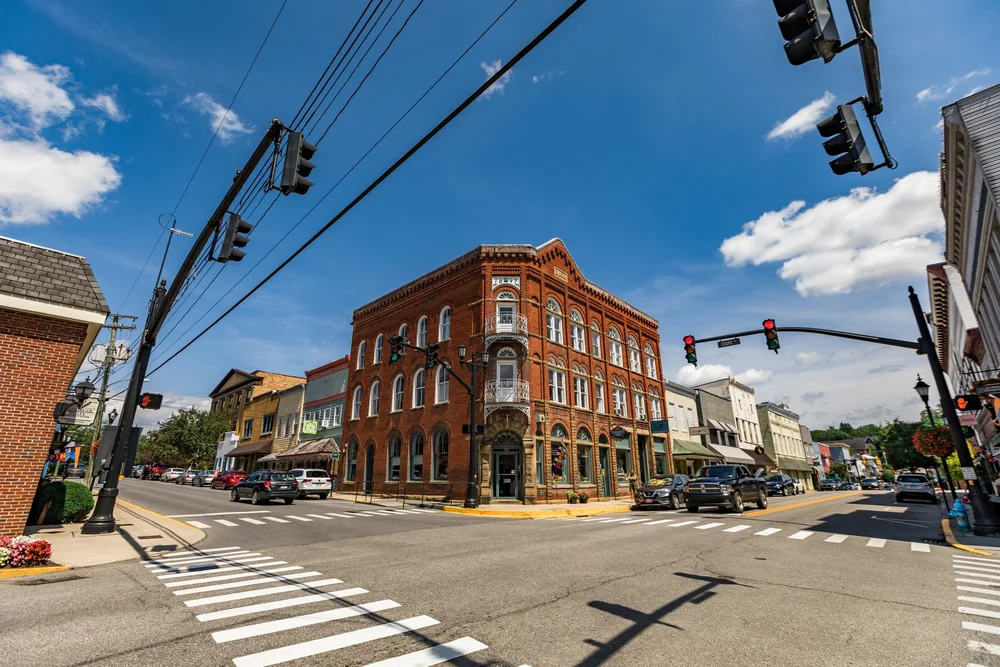 Visit Lewisburg WV