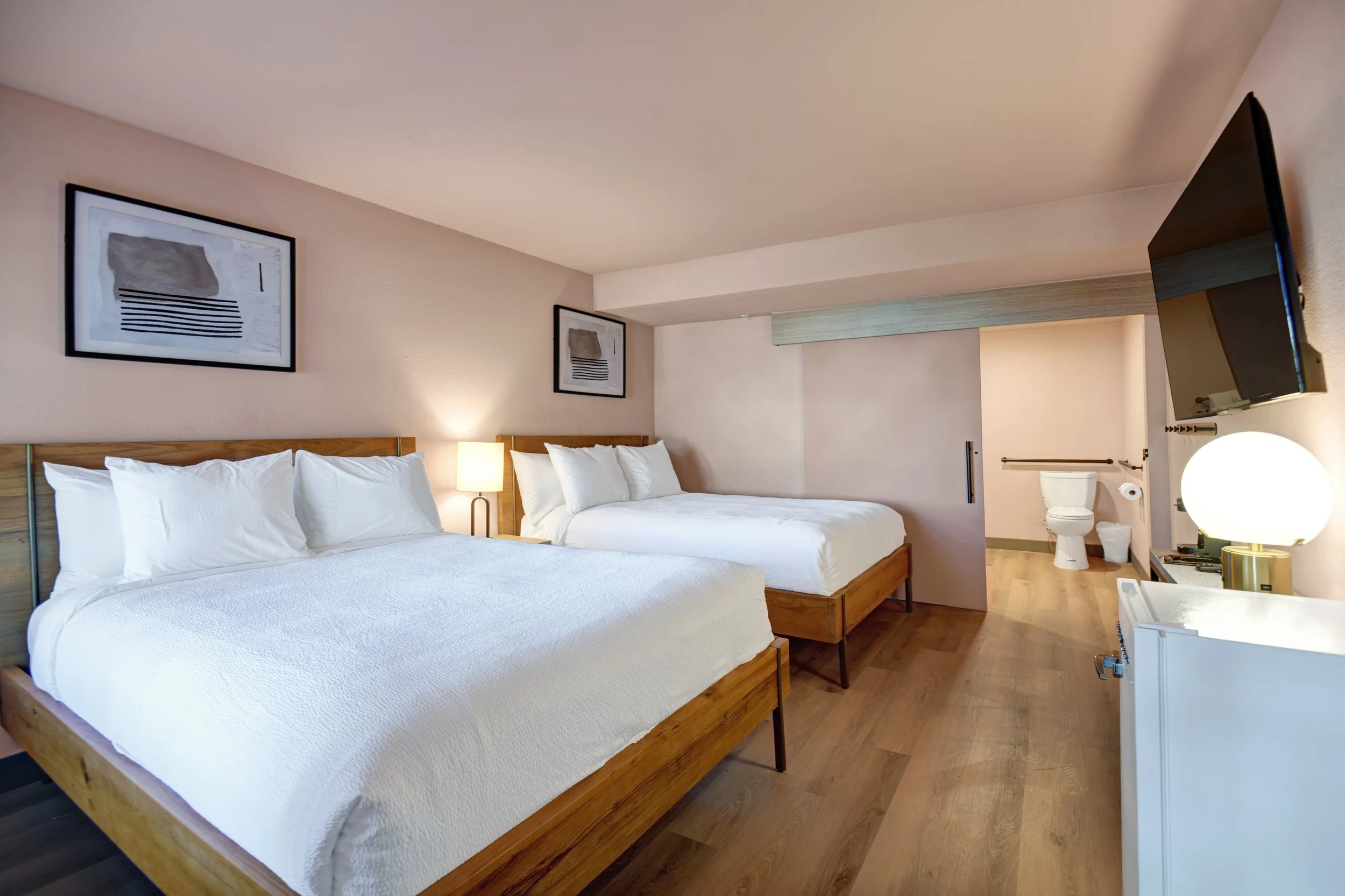 ROOMS — The Dunes Hotel