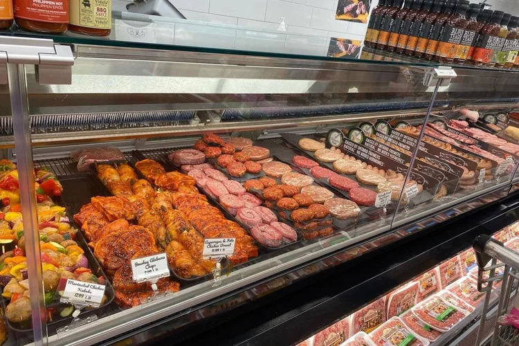 DELI/MEAT DEPARTMENT — The Applemarket